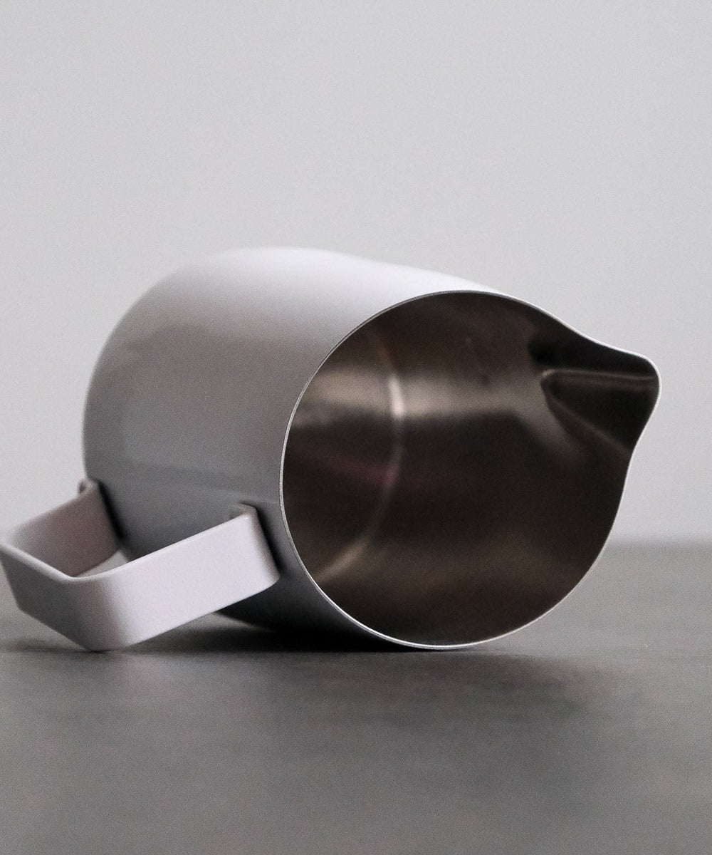 SLOW POUR SUPPLY® x WPM 15oz Round Spout Latte Art Pitcher in "Hold Fa ...